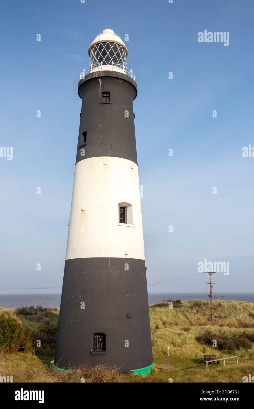 Spurn Point lighthouse on Spurn Point National Nature Reserve ...