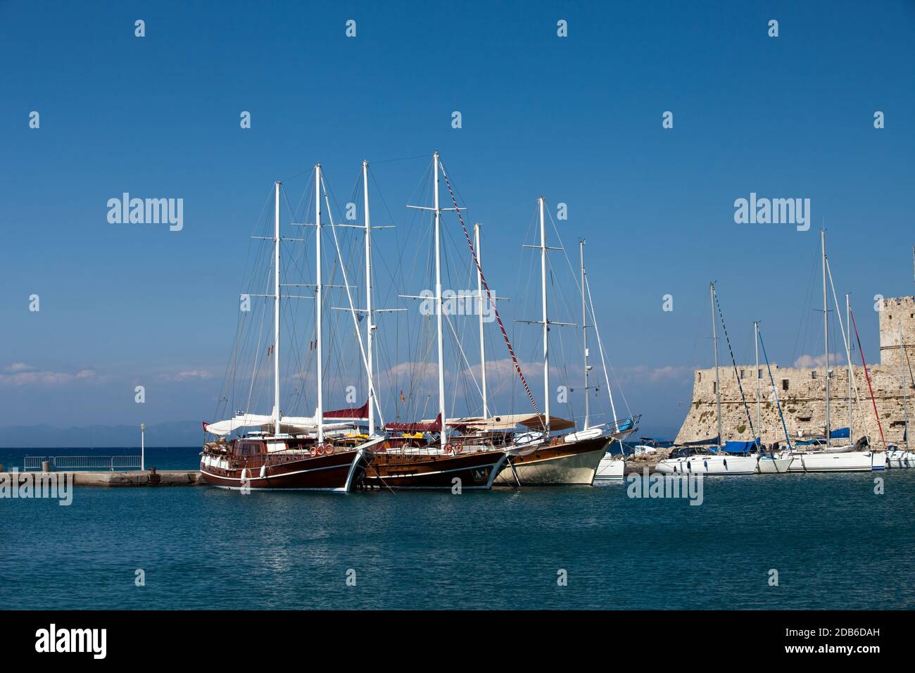 The entrance to Rhodes old port, Greece Stock Photo - Alamy
