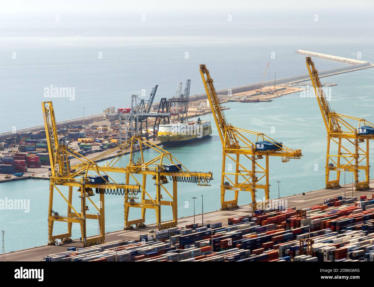 Terminal crane cargo container to container ship international terminal ...