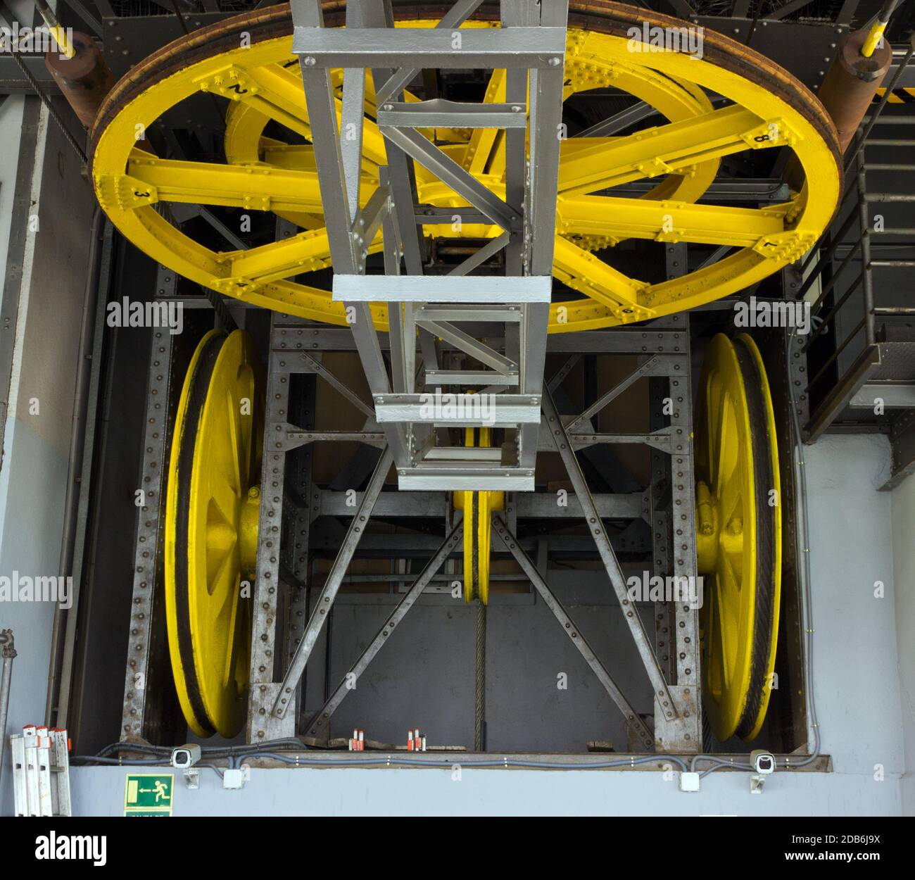 yellow wheel mechanism Cable car ride Funicular Stock Photo - Alamy