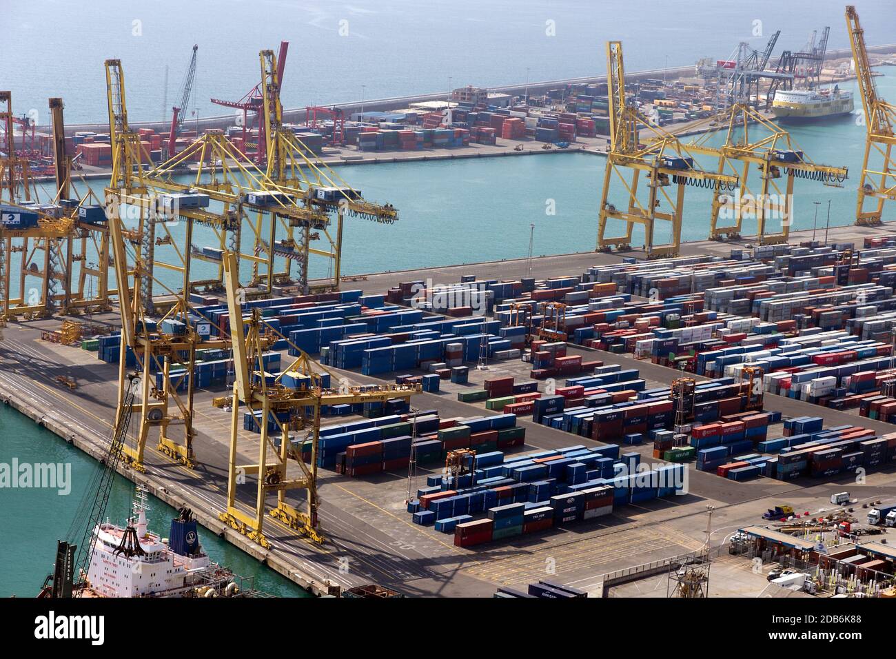 Terminal crane cargo container to container ship international terminal ...