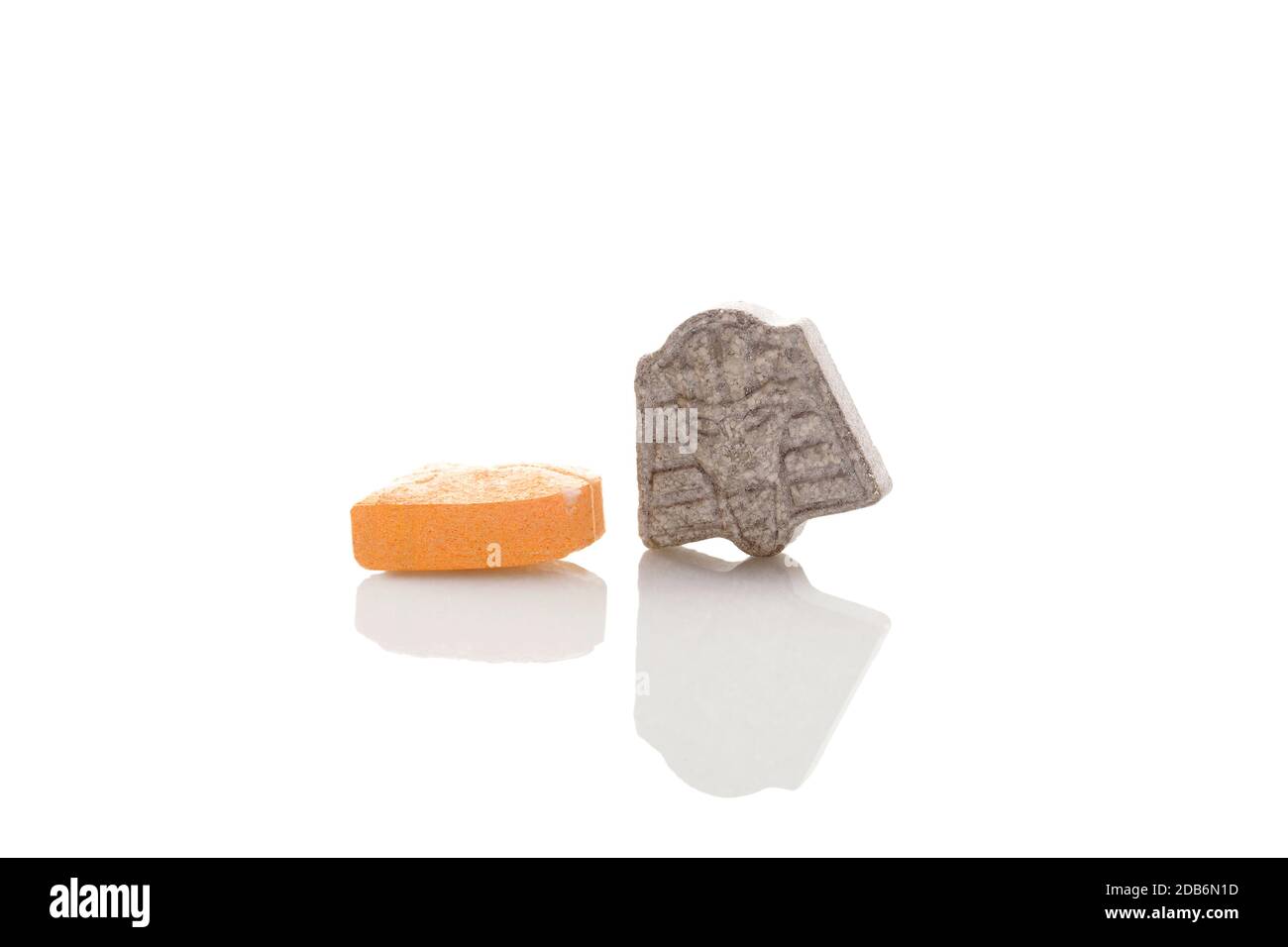 Ecstasy pills hi-res stock photography and images - Alamy