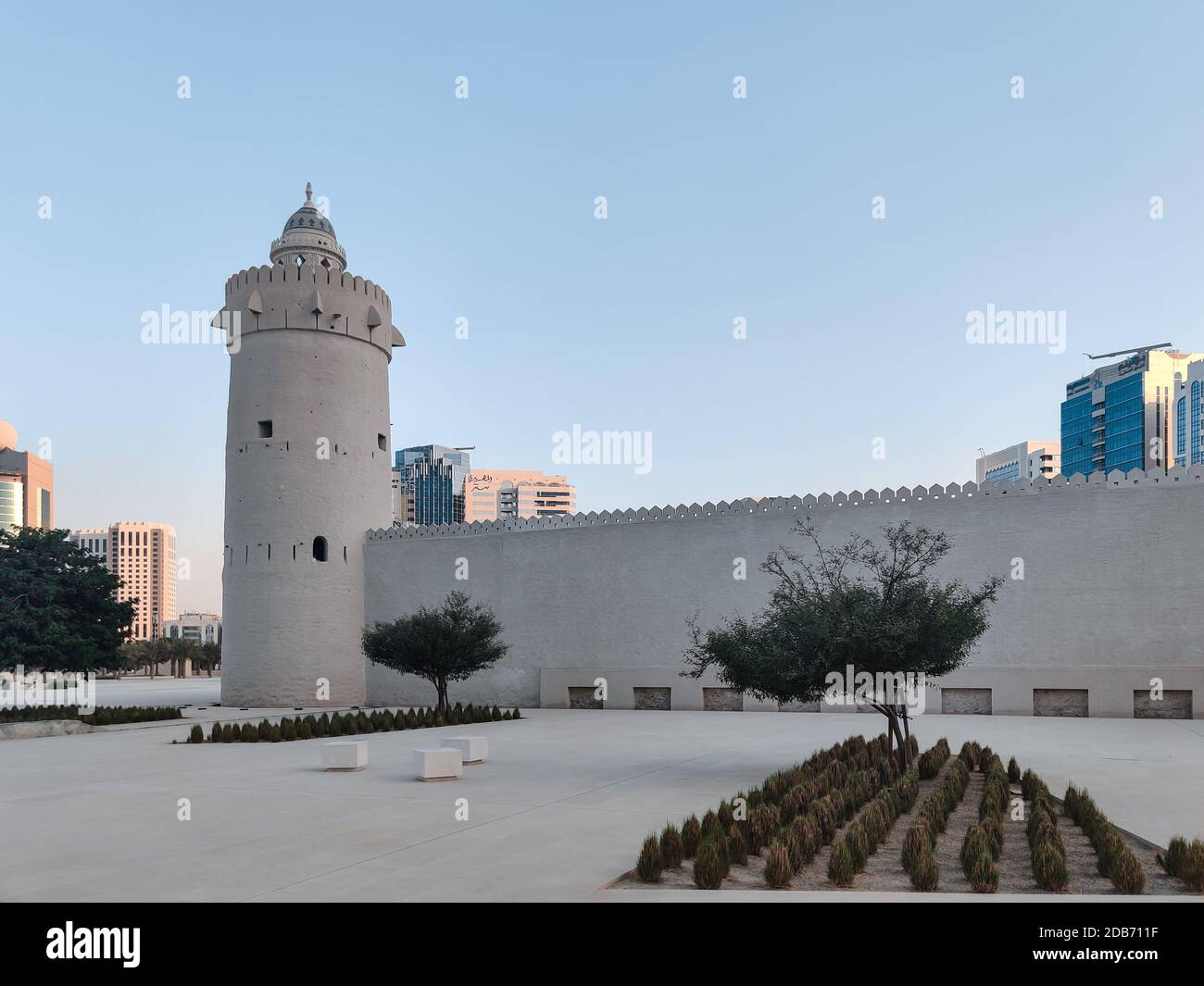 Architecture design of an old Arabian building (Middle Eastern) - Qasr ...