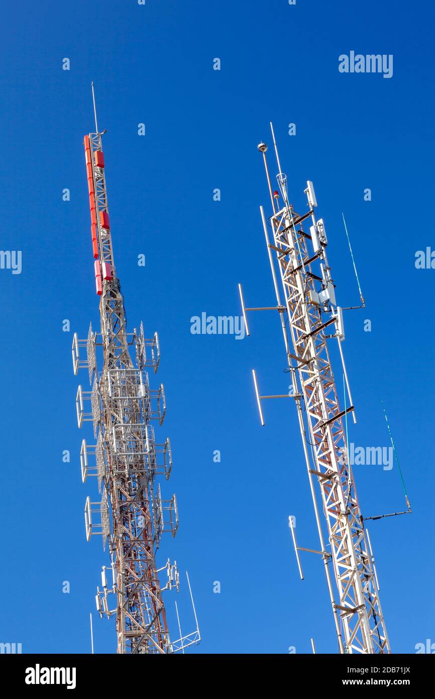 Radio transmission masts hi-res stock photography and images - Alamy