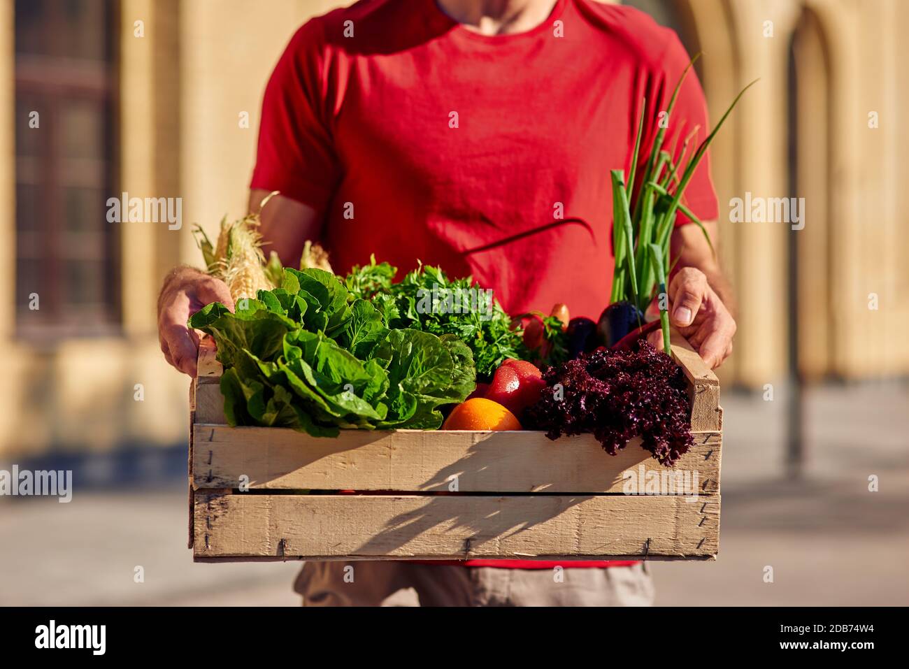 Grocery worker uniform hi-res stock photography and images - Alamy