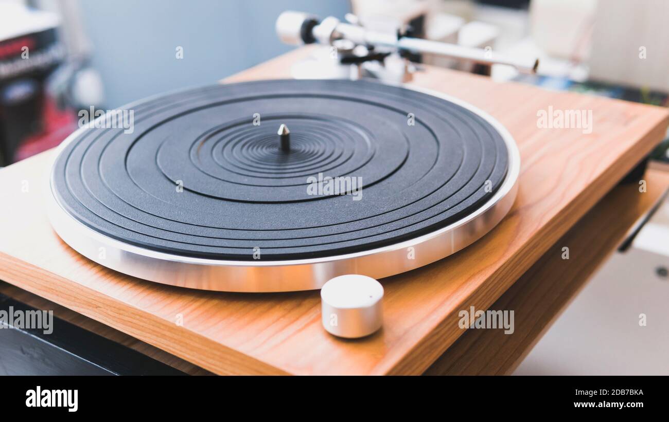 Close-up of modern turntable vinyl record player. Needle of a vinyl ...