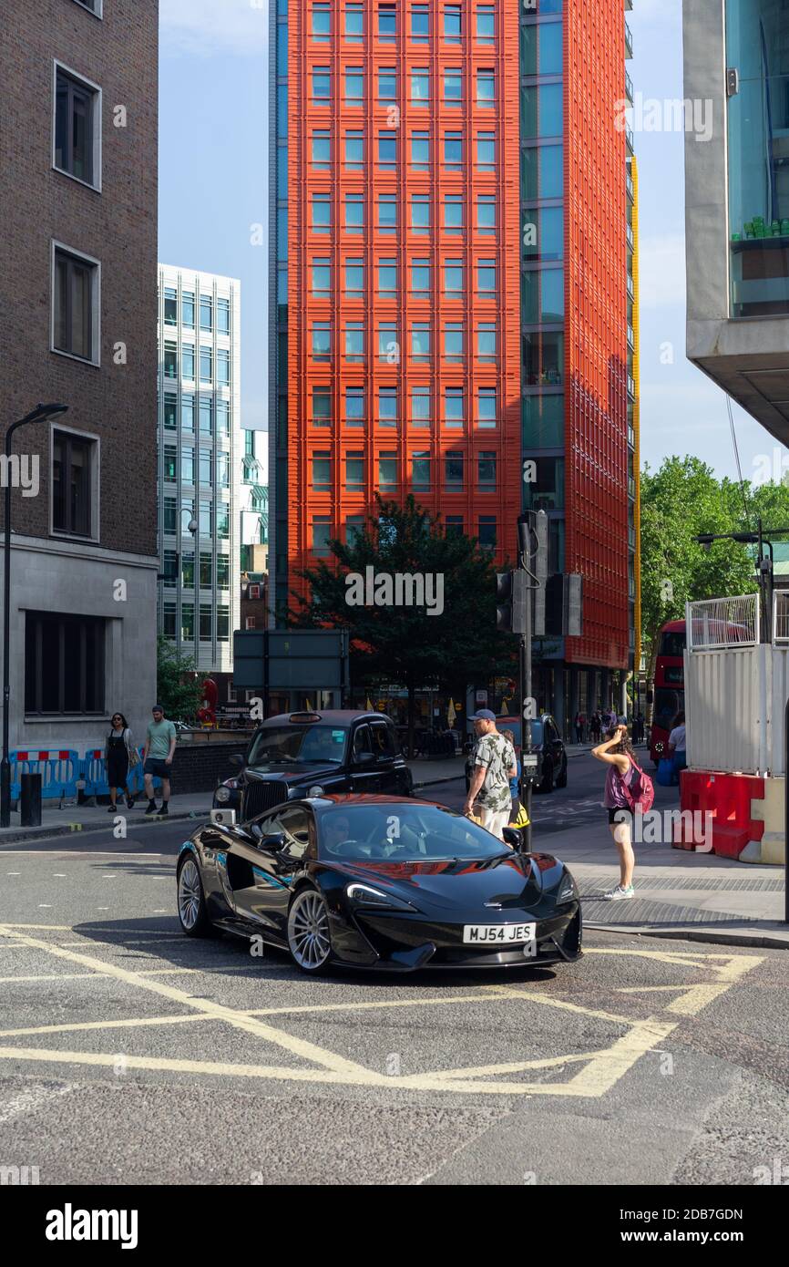High speed traffic in london hi-res stock photography and images - Alamy