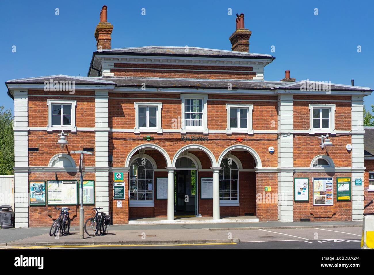 Rye railway station UK Stock Photo - Alamy