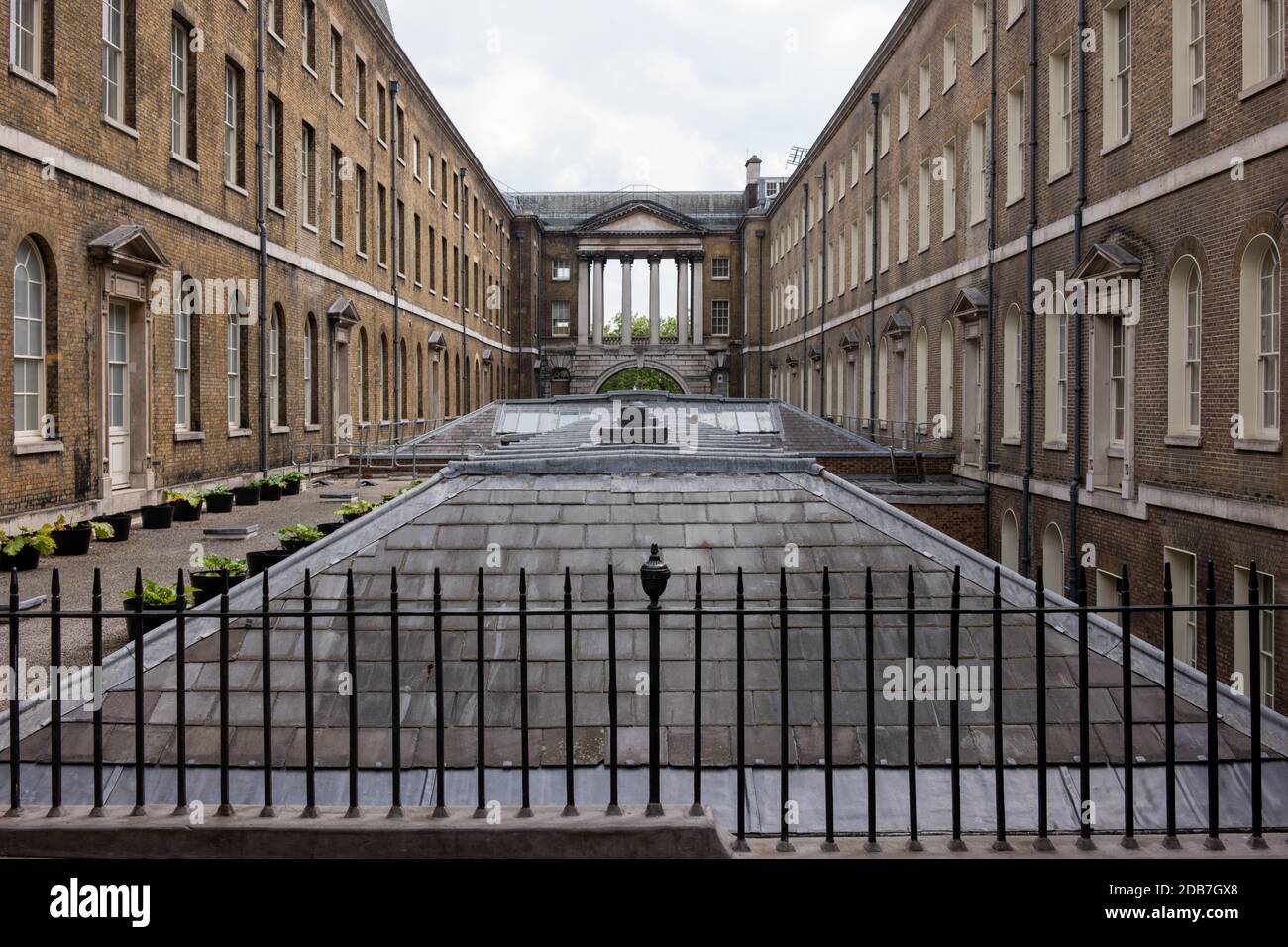 Courtyard of Somerset House London UK Stock Photo - Alamy