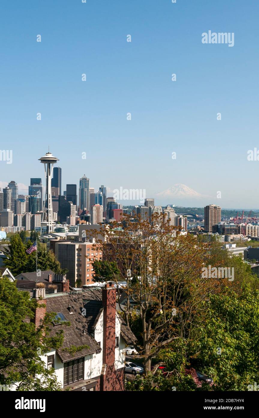 View of Seattle skyline from near West Highland Drive and Kerry Park in ...