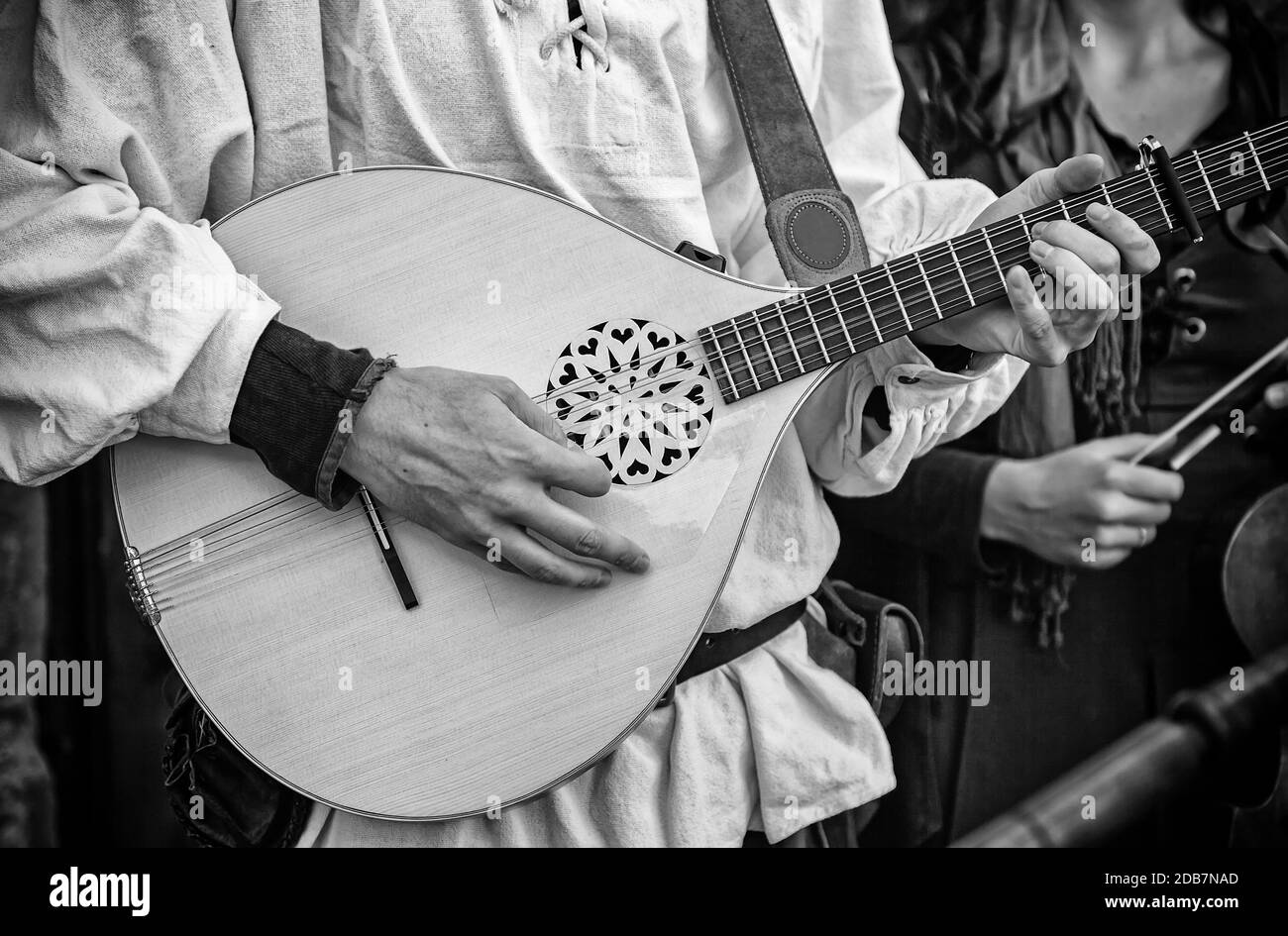 Lute medieval Black and White Stock Photos & Images - Alamy