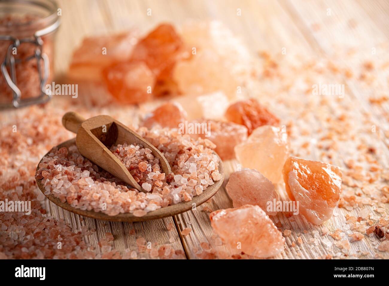 Himalayan pink rock salt in hi-res stock photography and images - Alamy