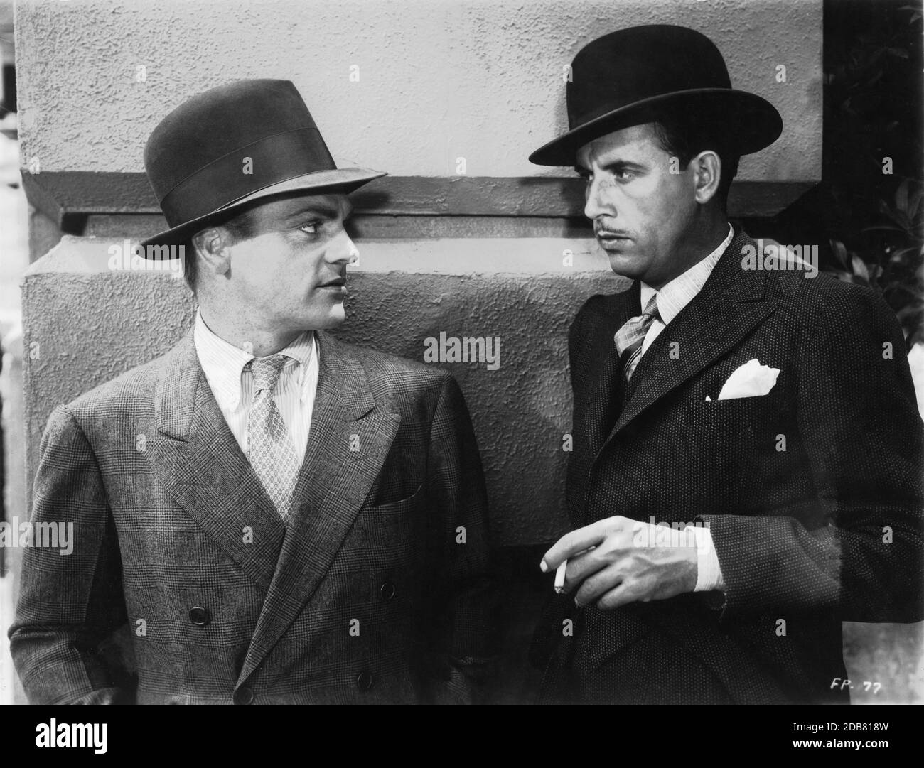 JAMES CAGNEY and GORDON WESTCOTT in FOOTLIGHT PARADE 1933 director ...