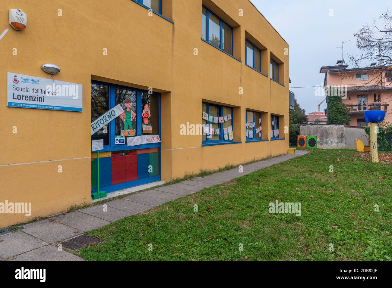 External view of school, Italian school building Stock Photo - Alamy
