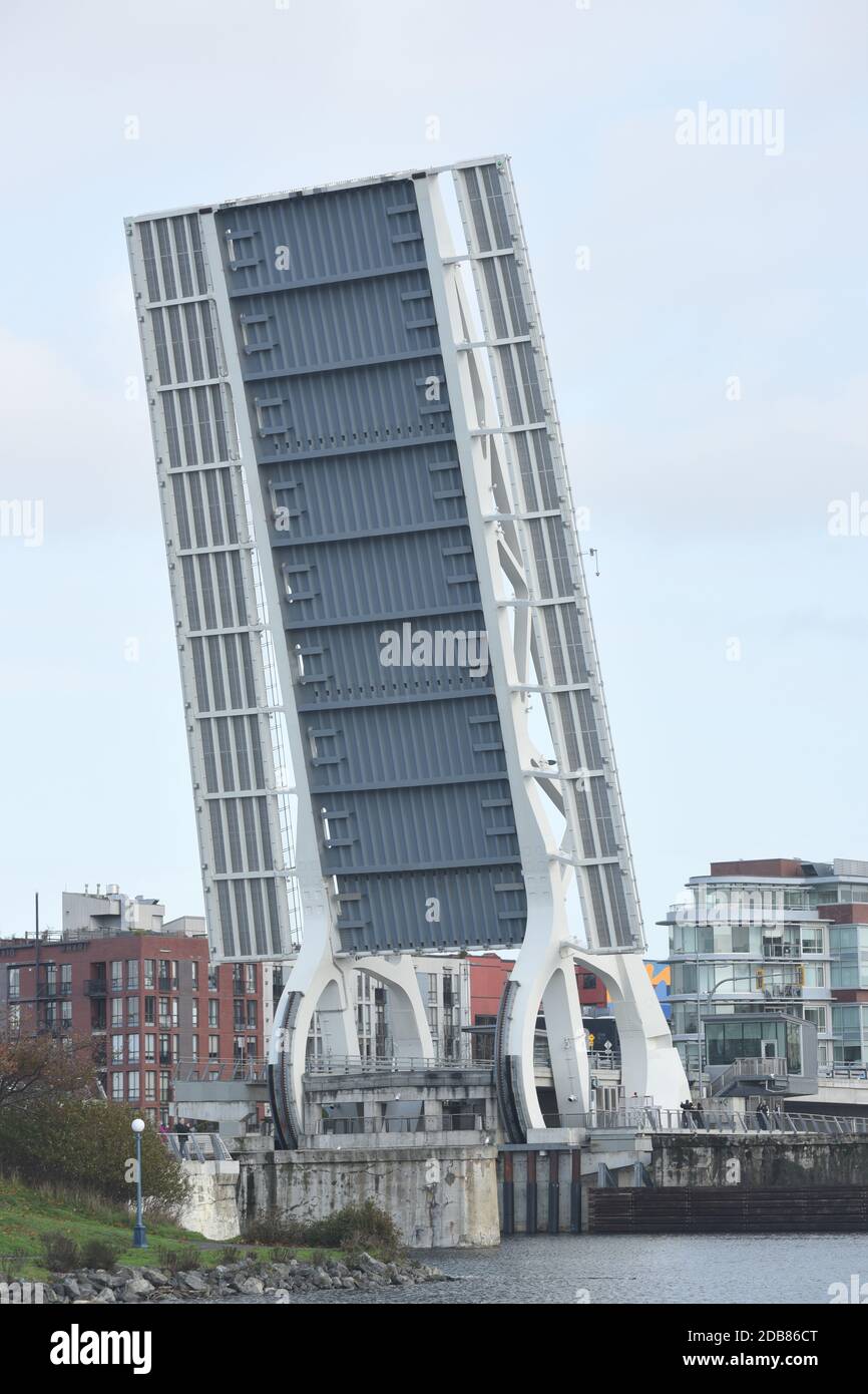 Bascule bridge design hi-res stock photography and images - Alamy