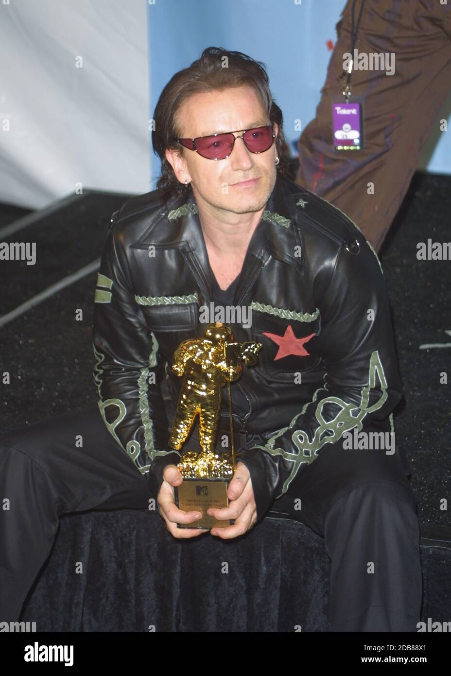 Bono arriving at the press room for the 2001 MTV Video Music Awards ...