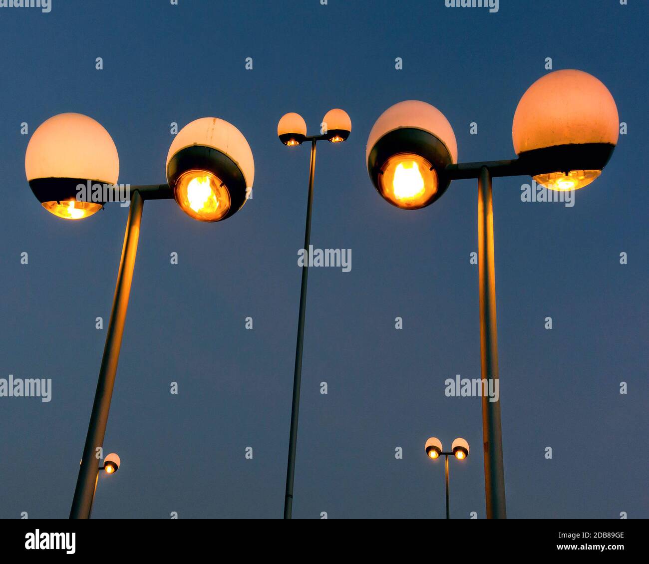 Electric street lights hi-res stock photography and images - Alamy