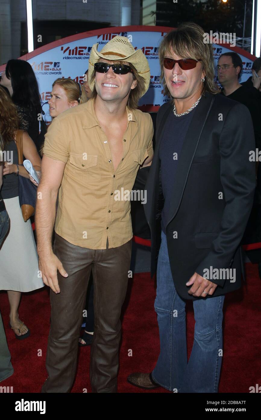 American pop stars Jon Bon Jovi and Richie Sambora arriving at the 2001 ...