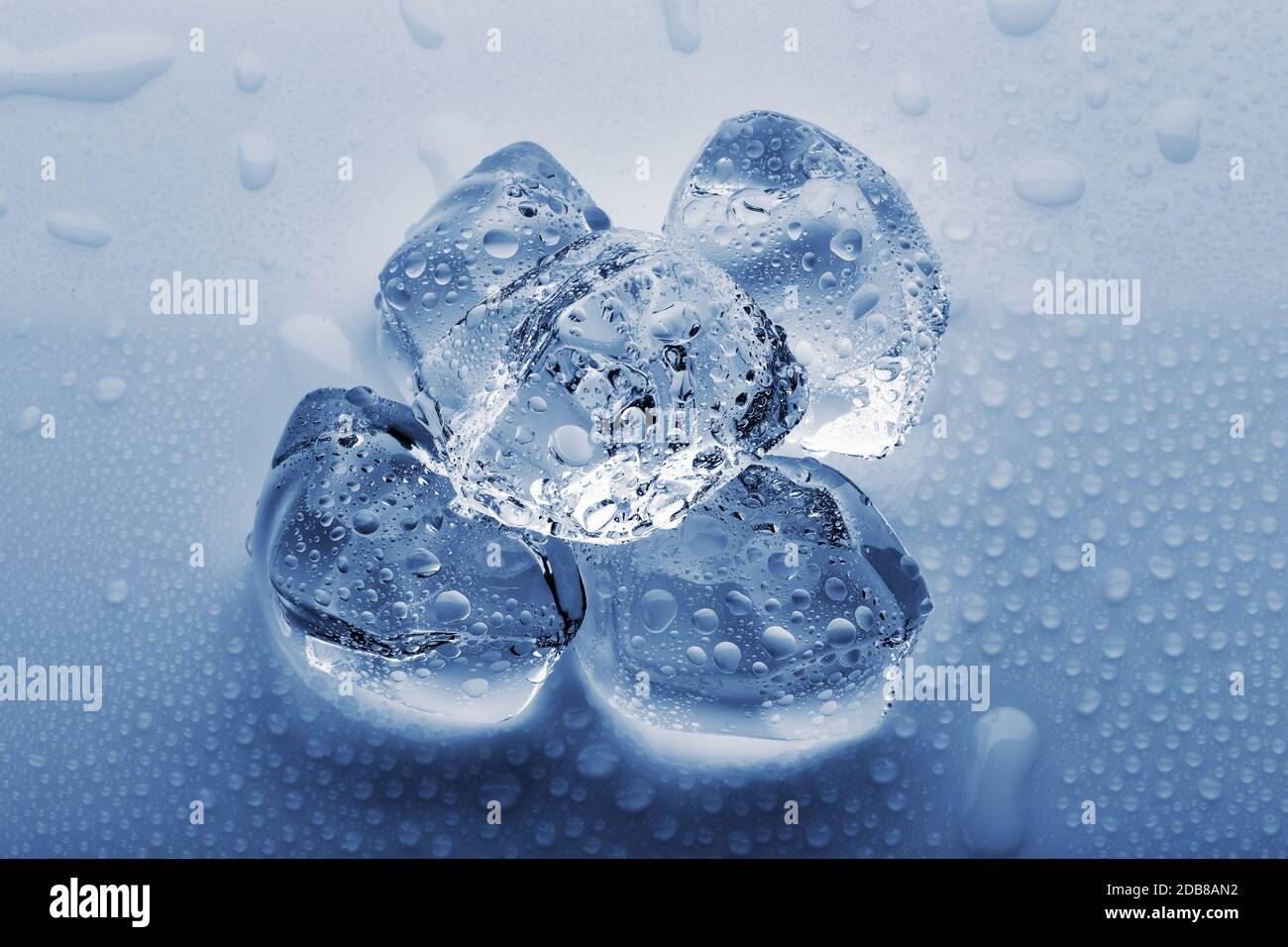 Water and ice and large glass hi-res stock photography and images - Alamy