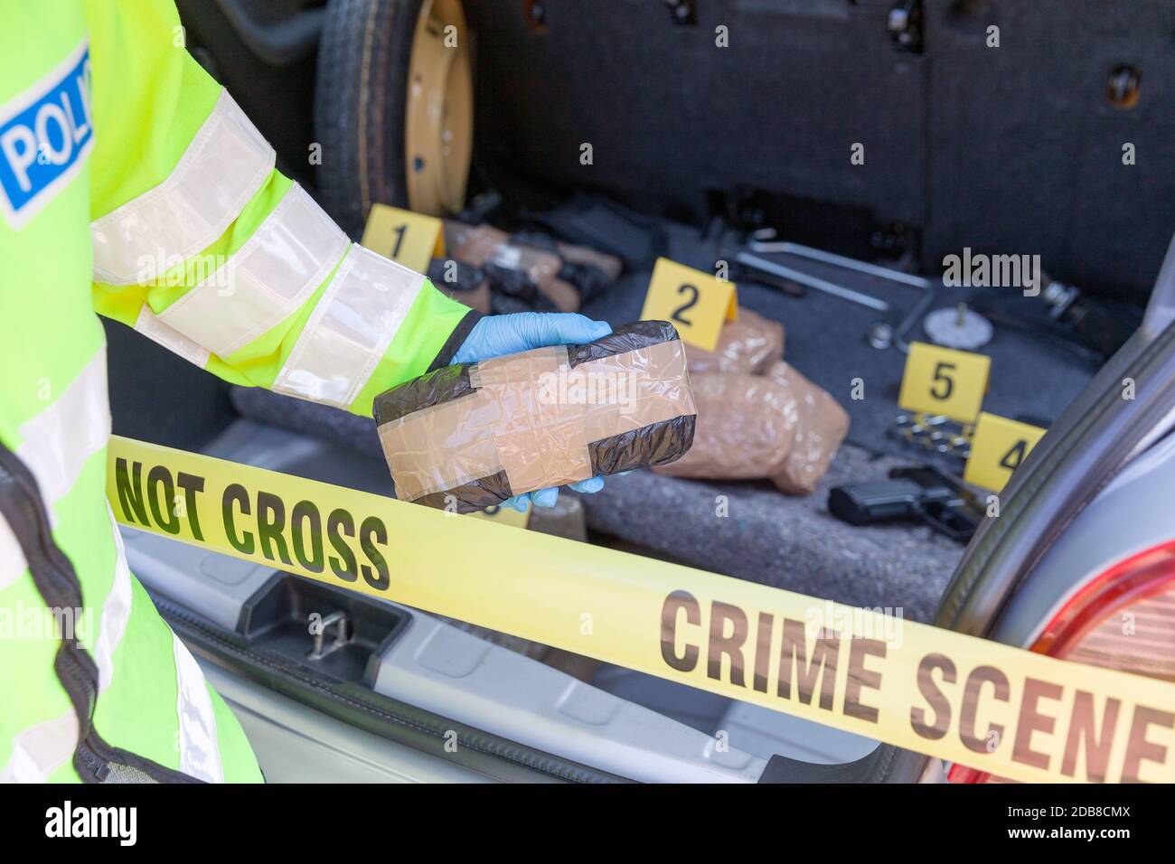 Drug cartel crime scene hi-res stock photography and images - Alamy
