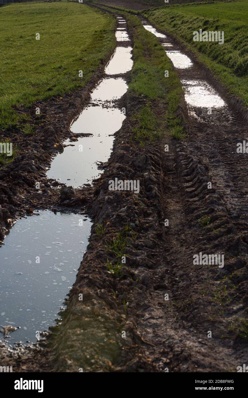 Really dirty hi-res stock photography and images - Alamy