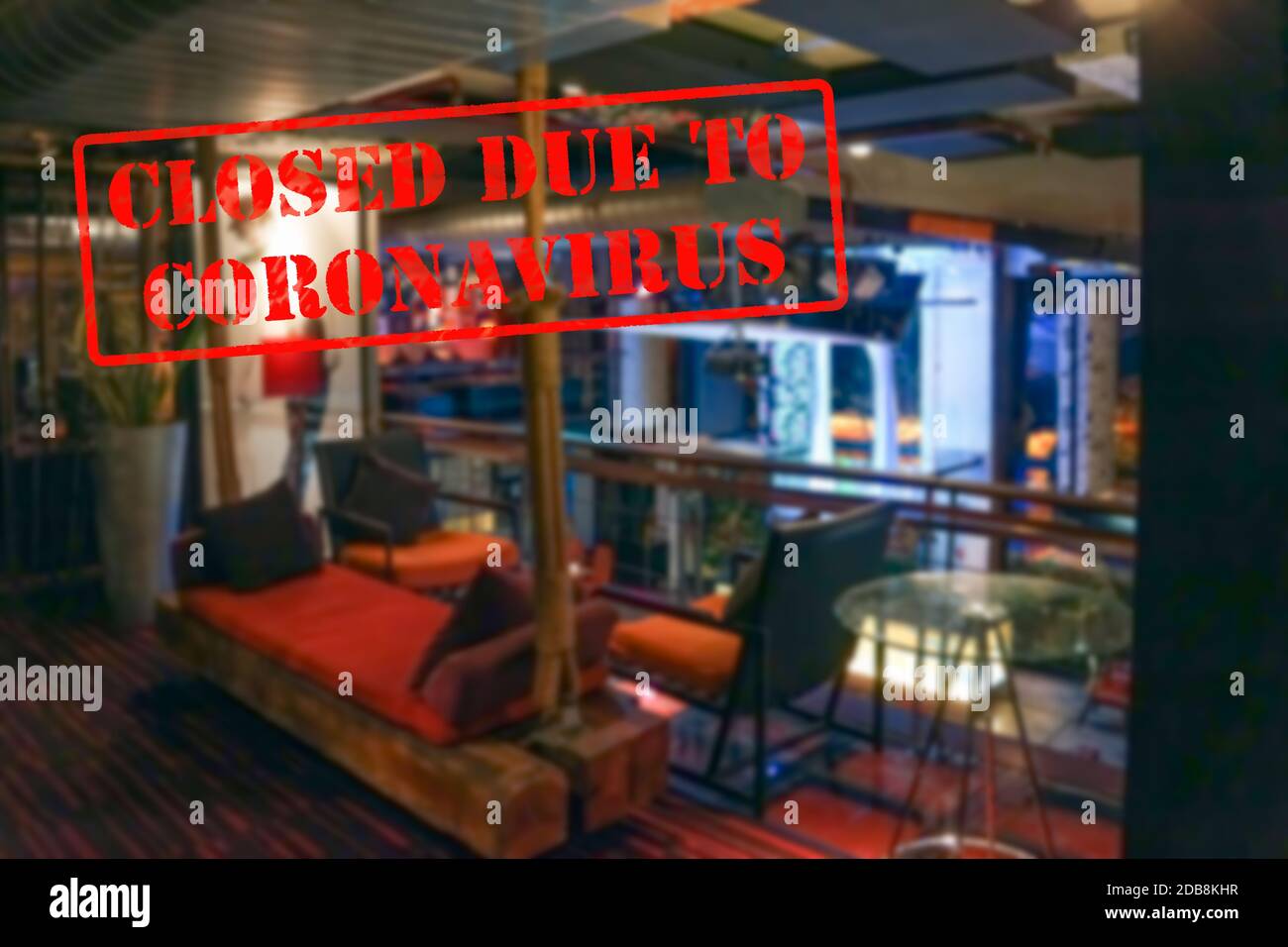 Defocused, blurred view of interior of an upmarket cafeteria or coffee ...