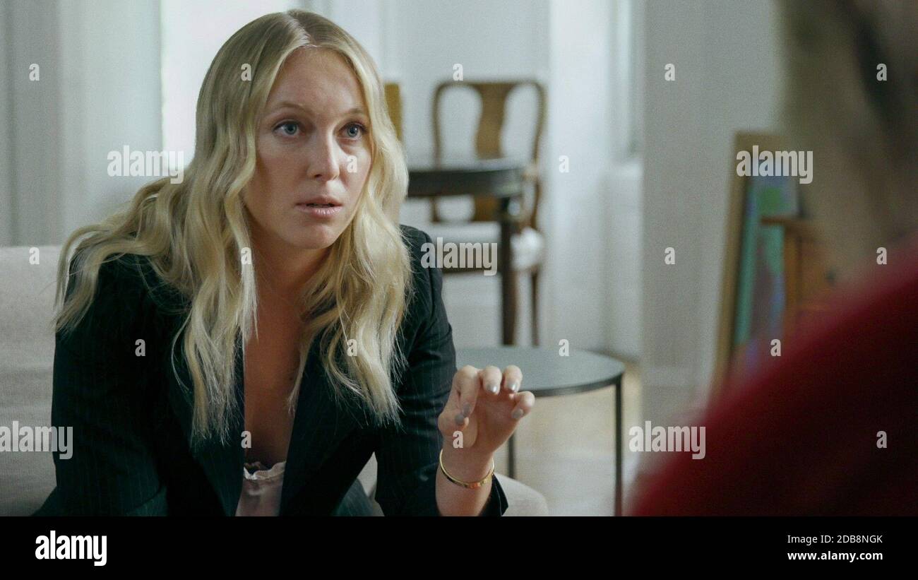 Seduced Inside The Nxivm Cult India Oxenberg Enslaved Season 1