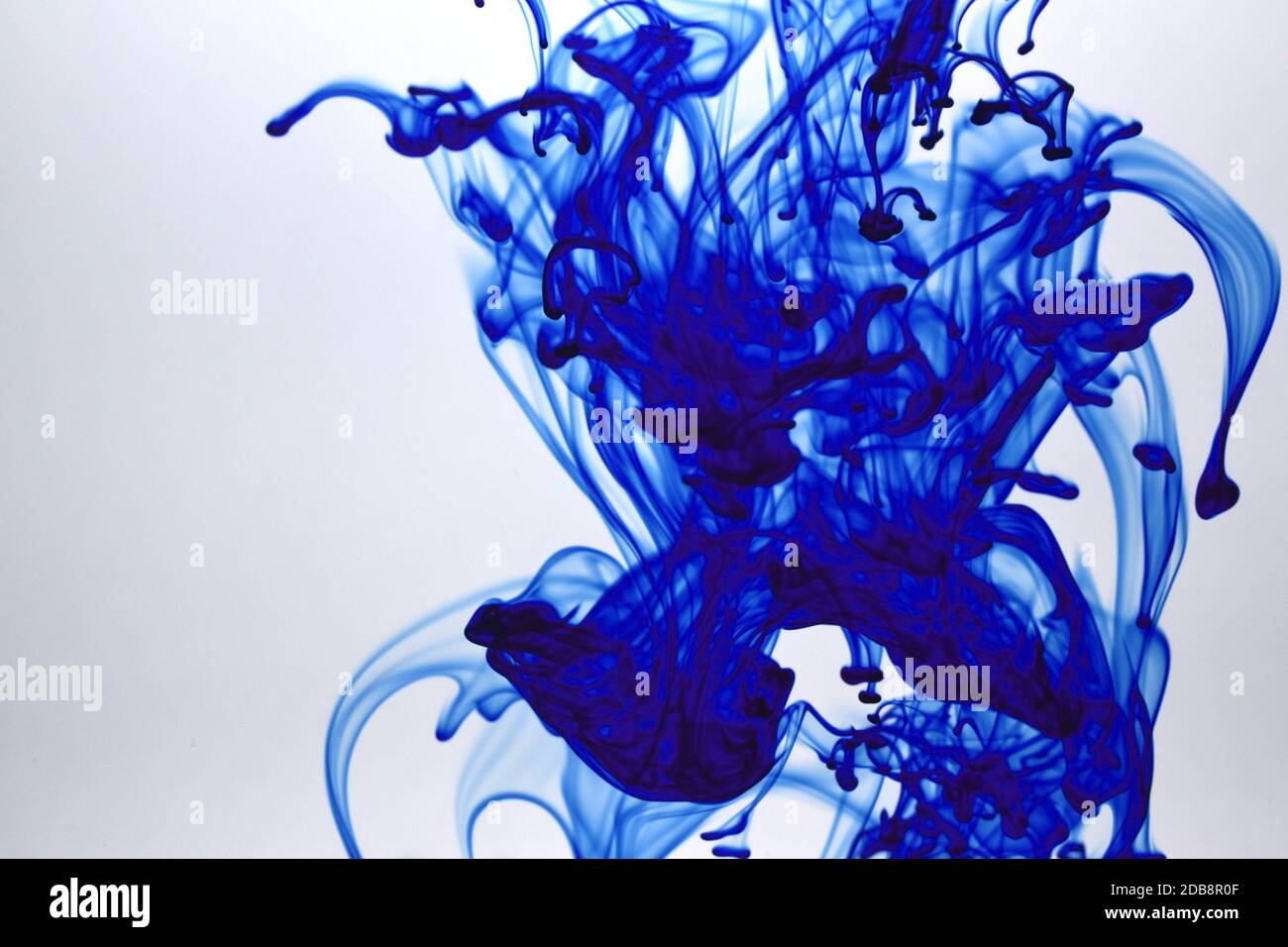 Food coloring drop in hi-res stock photography and images - Alamy