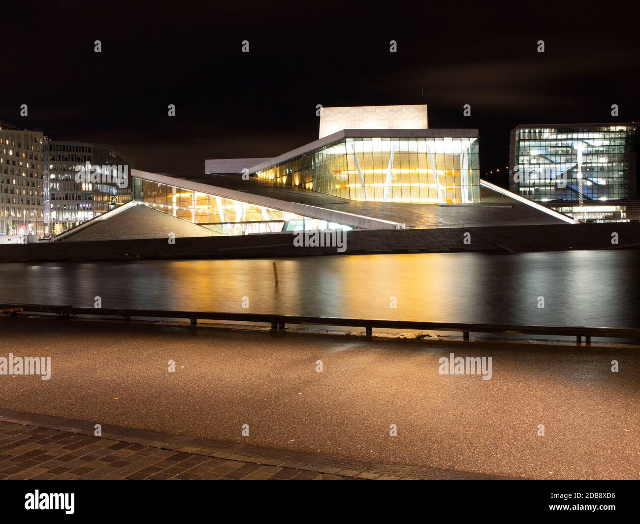 Oslo Opera house at night Stock Photo - Alamy