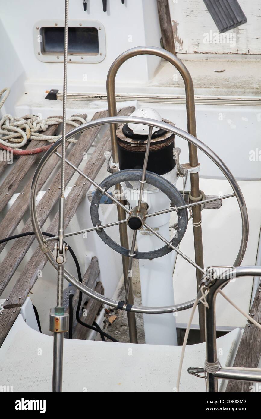 Ship spool hi-res stock photography and images - Alamy
