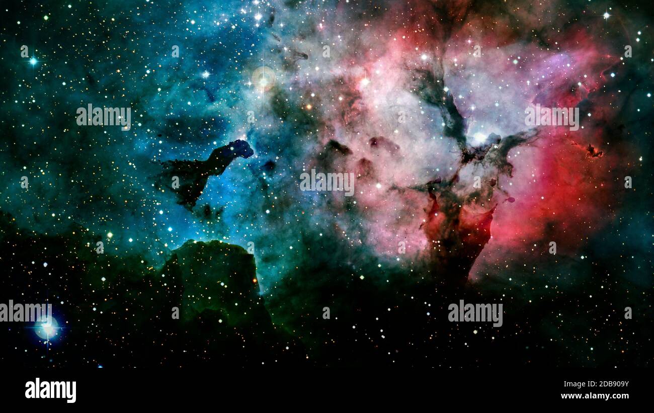 Extreme star cluster bursts into life in new Hubble image. Elements of ...