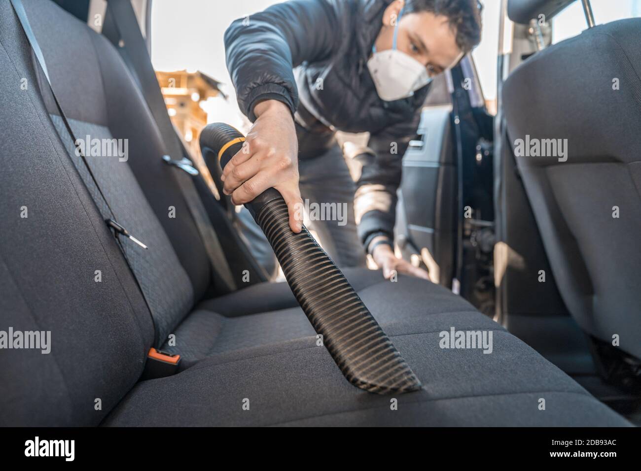 Face in dust on car hi-res stock photography and images - Alamy