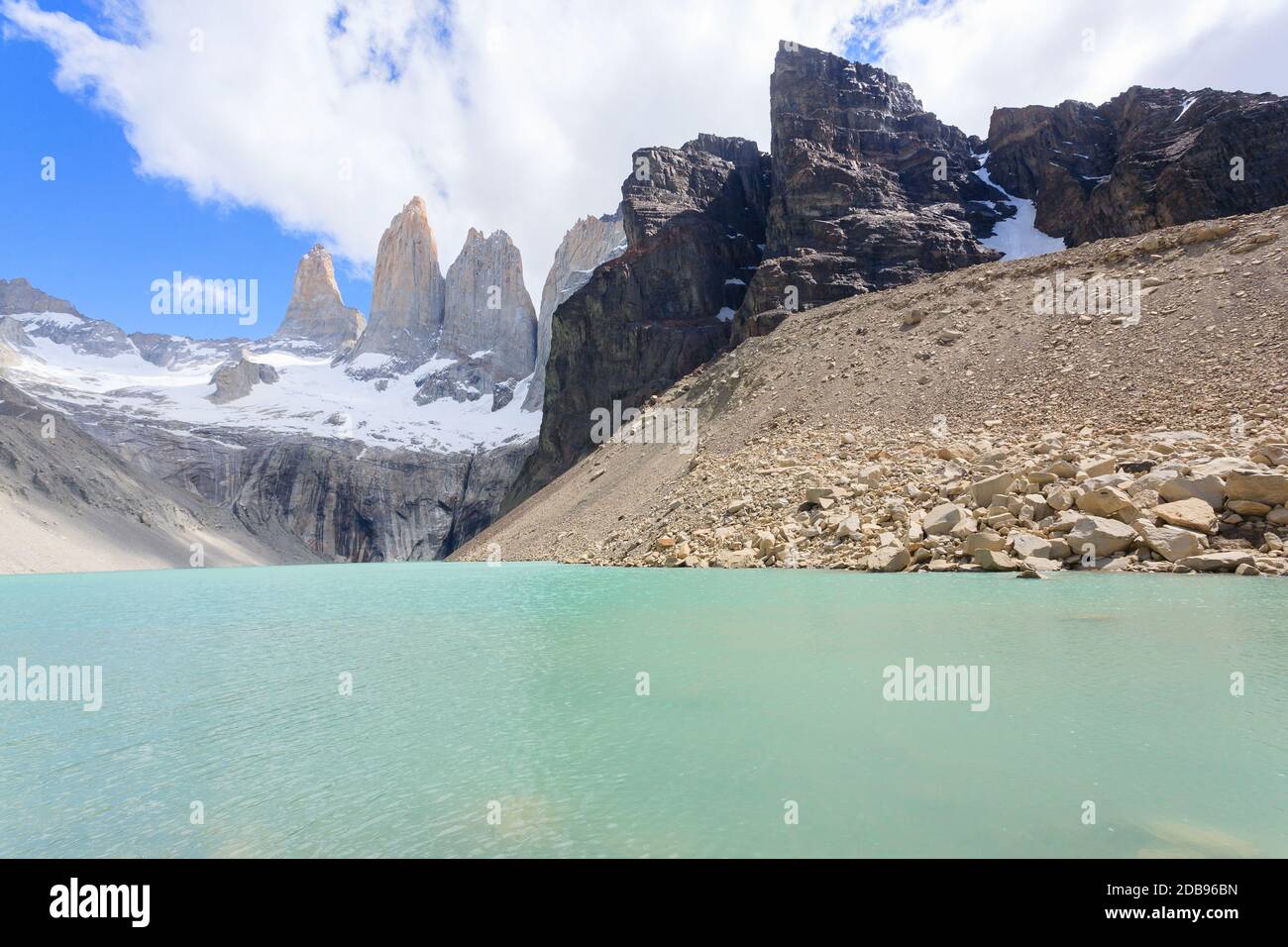 Base Las Torres viewpoint, Torres del Paine, Chile. Chilean Patagonia ...