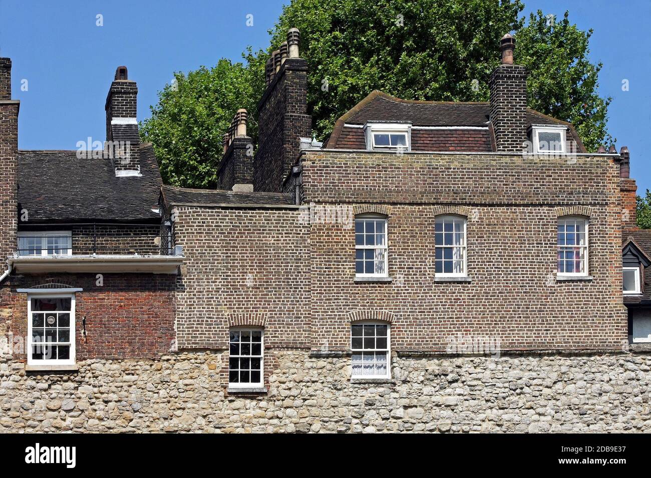 Inside medieval tower of london hi-res stock photography and images - Alamy