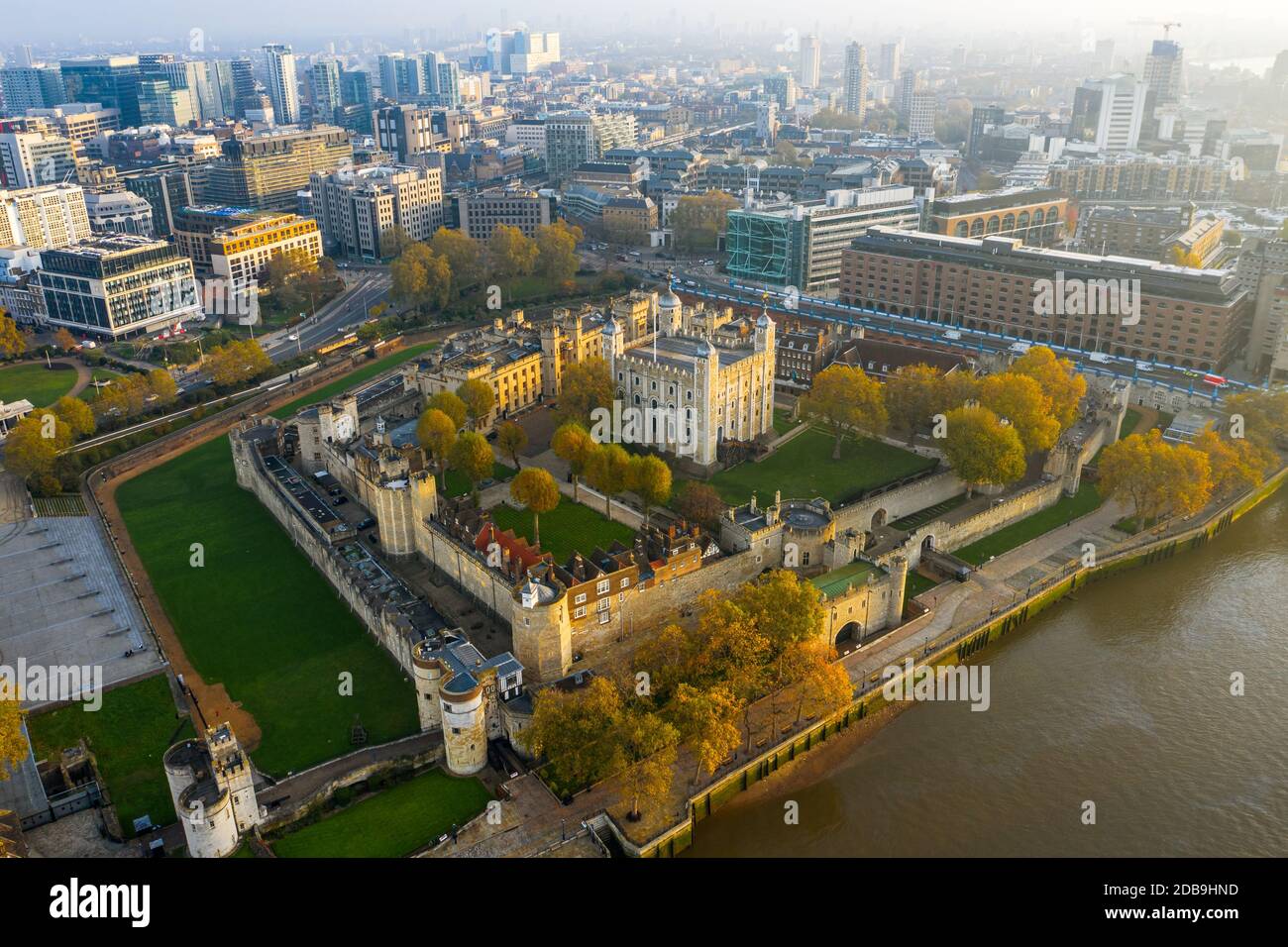 Birds eye view tower london england hi-res stock photography and images ...