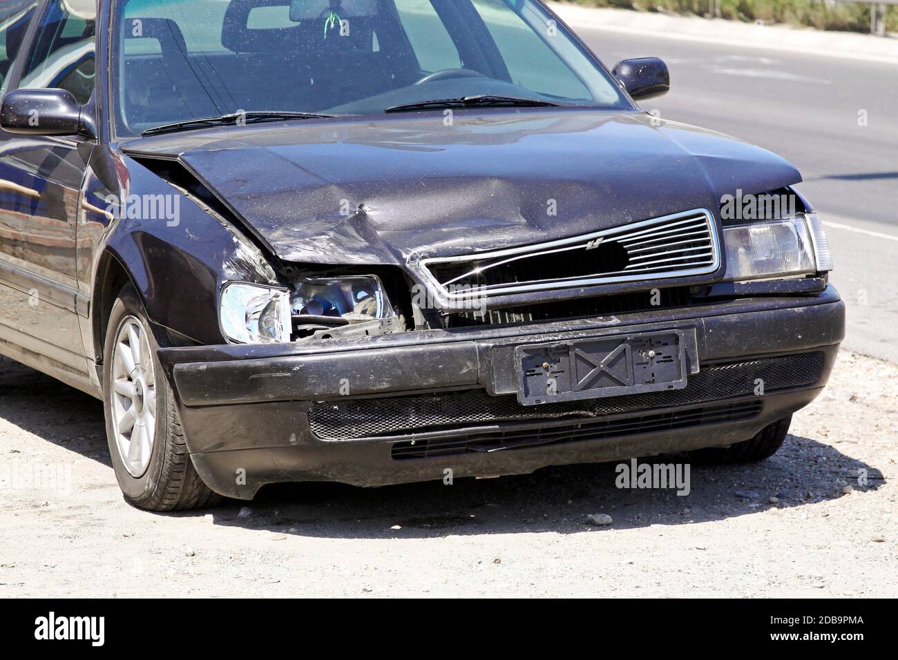 Black limo front hi-res stock photography and images - Alamy