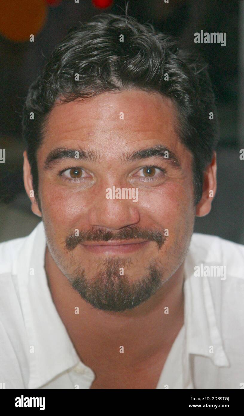 Miami Beach, FL 7-8-2002 Dean Cain (TV's Superman) at Nikki Beach Club ...