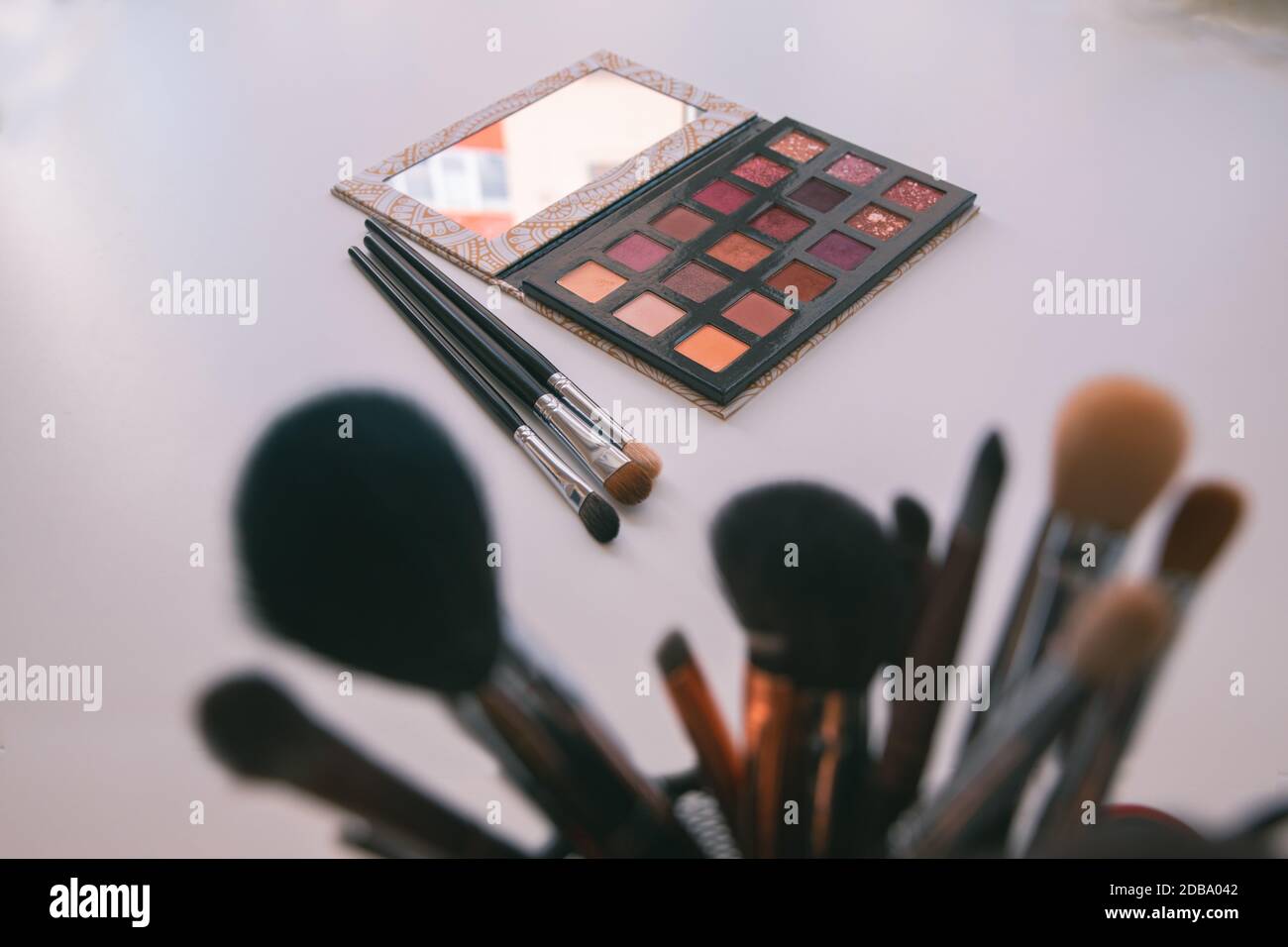 Makeup cosmetics tools background & beauty cosmetics, products & facial ...