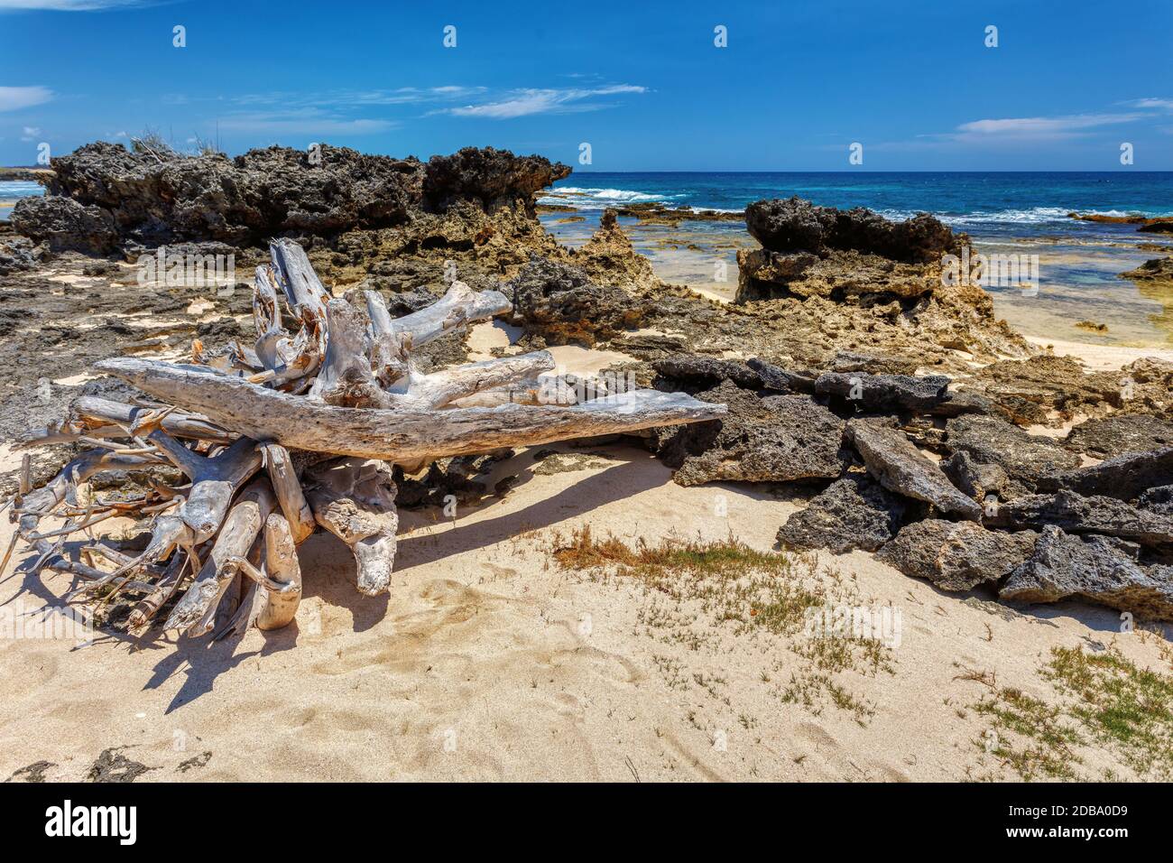 rocky beach in Antsiranana, low tide, Diego Suarez bay landscape ...