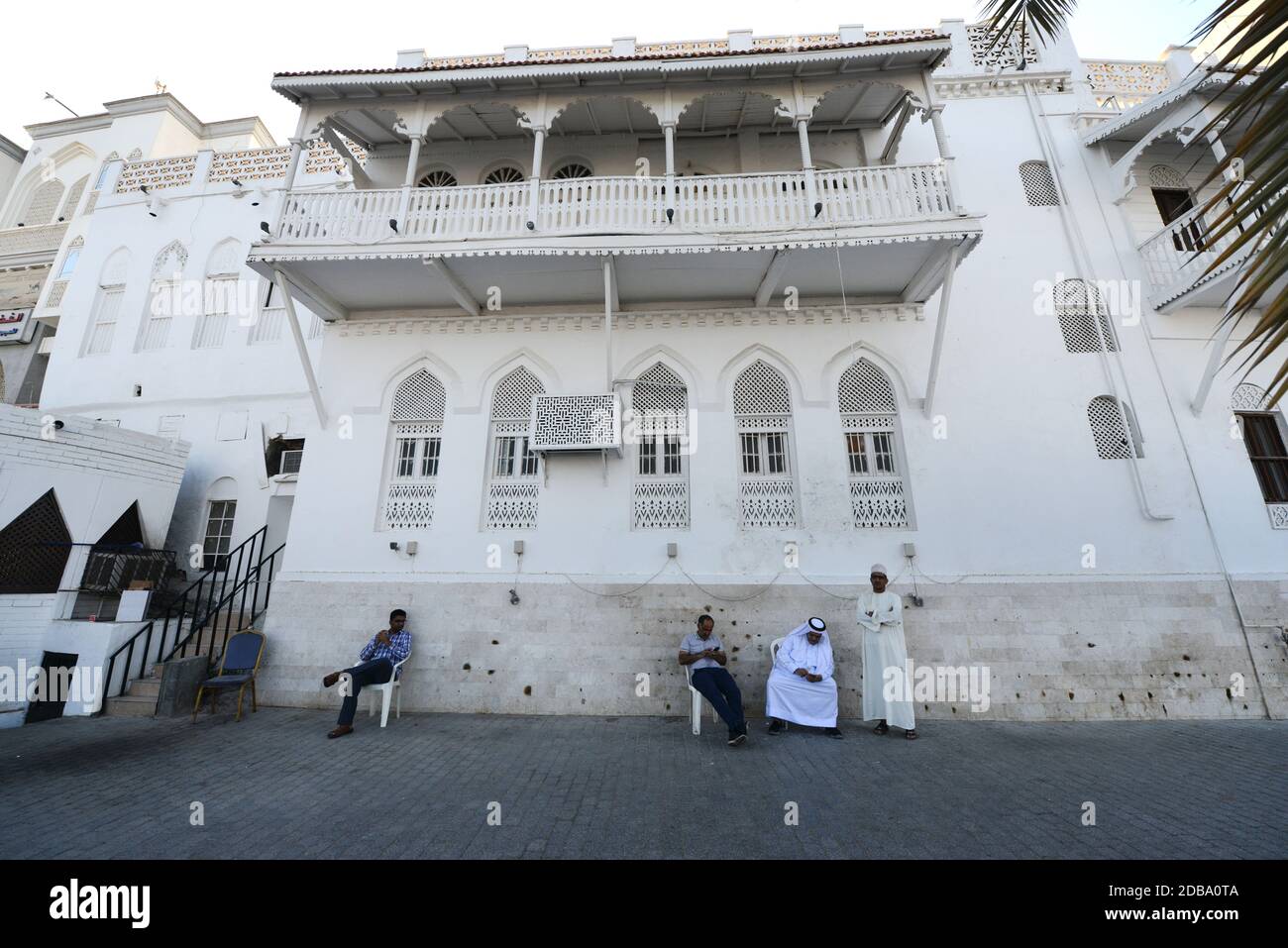 Traditional Omani buildings along the Mutrah corniche in Oman Stock ...