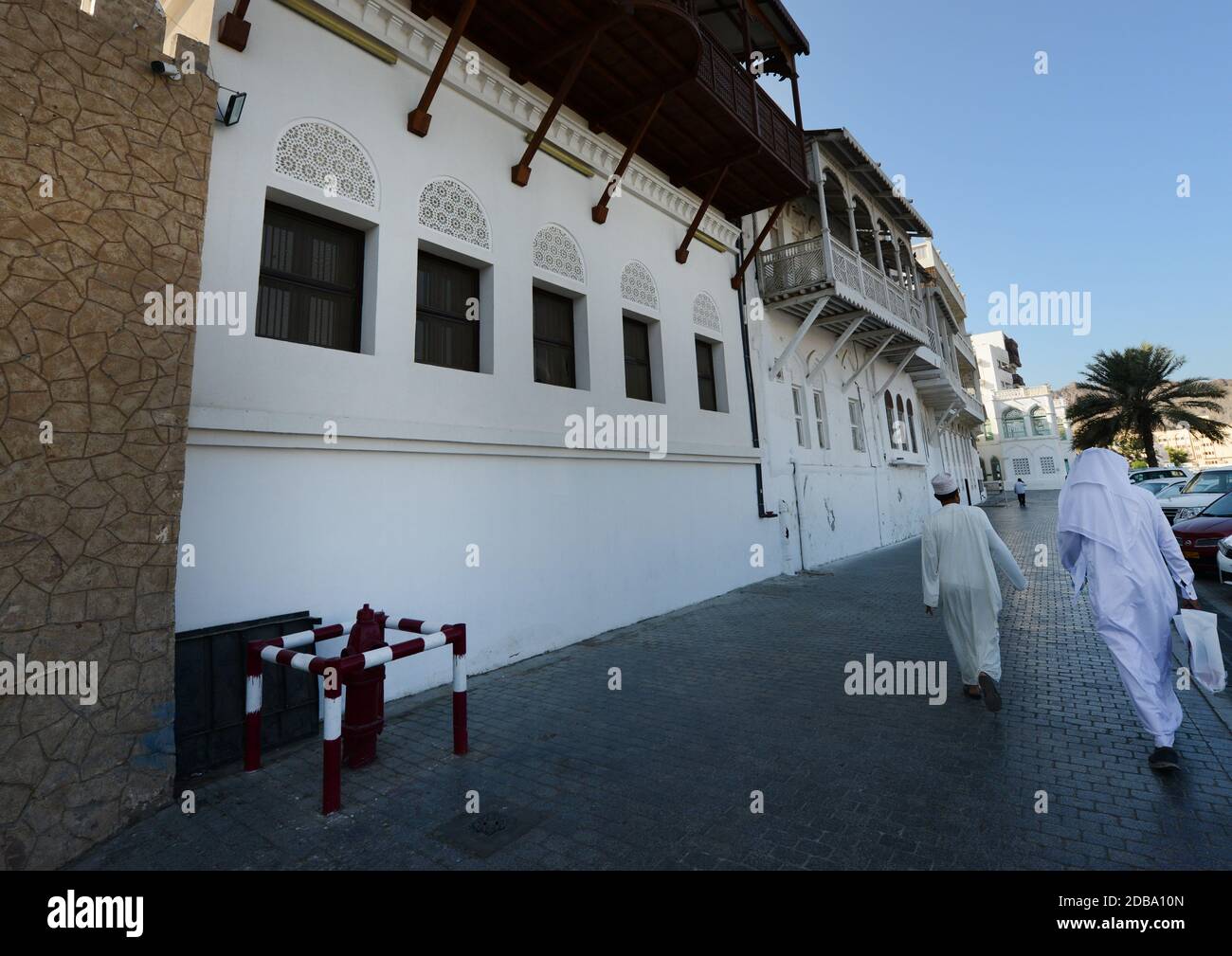 Traditional Omani buildings along the Mutrah corniche in Oman Stock ...