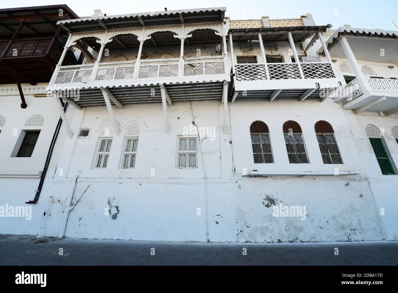 Traditional Omani buildings along the Mutrah corniche in Oman Stock ...