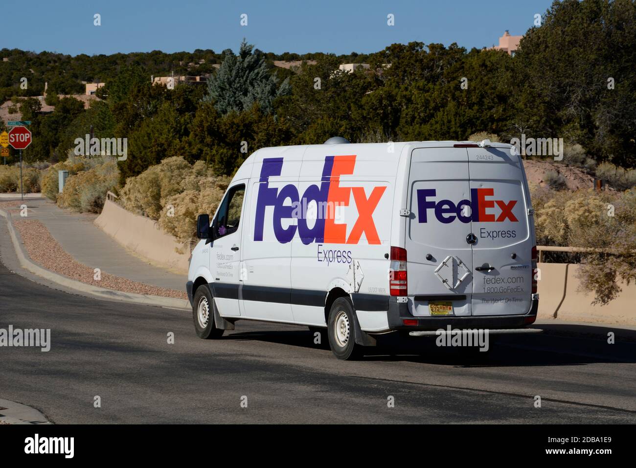 Federal Express Truck High Resolution Stock Photography and Images - Alamy