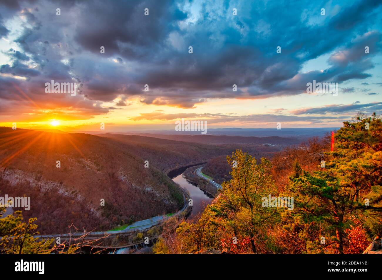 Mount tammany delaware water gap hi-res stock photography and images ...