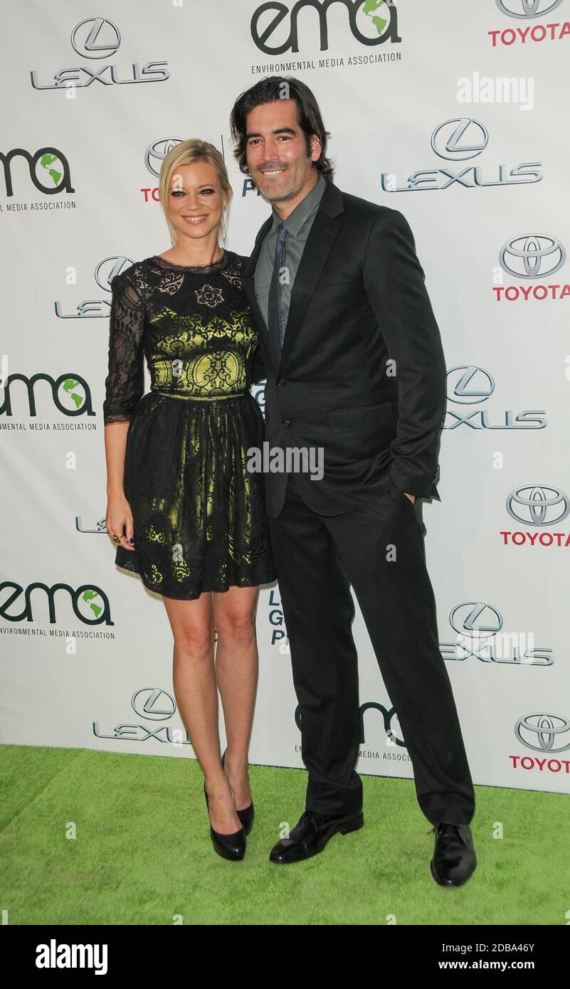 Amy Smart and Carter Oosterhouse at 23th Annual Environmental Media ...