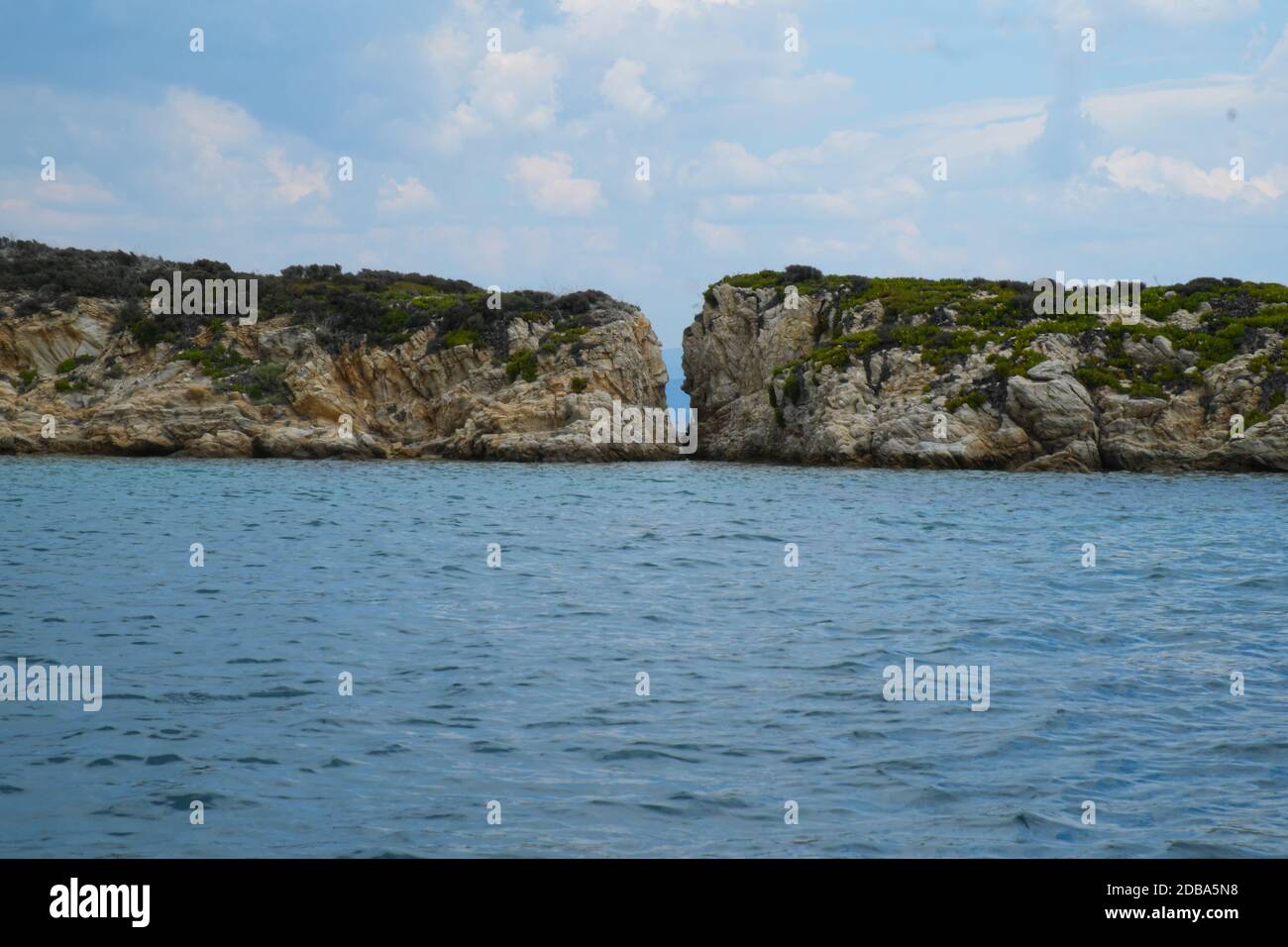 Rocks in the mediterranean hi-res stock photography and images - Alamy