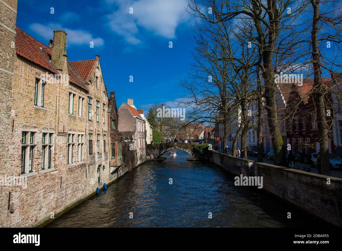 BRUGES, BELGIUM - MARCH, 2018: Canals of the historical and beautiful ...