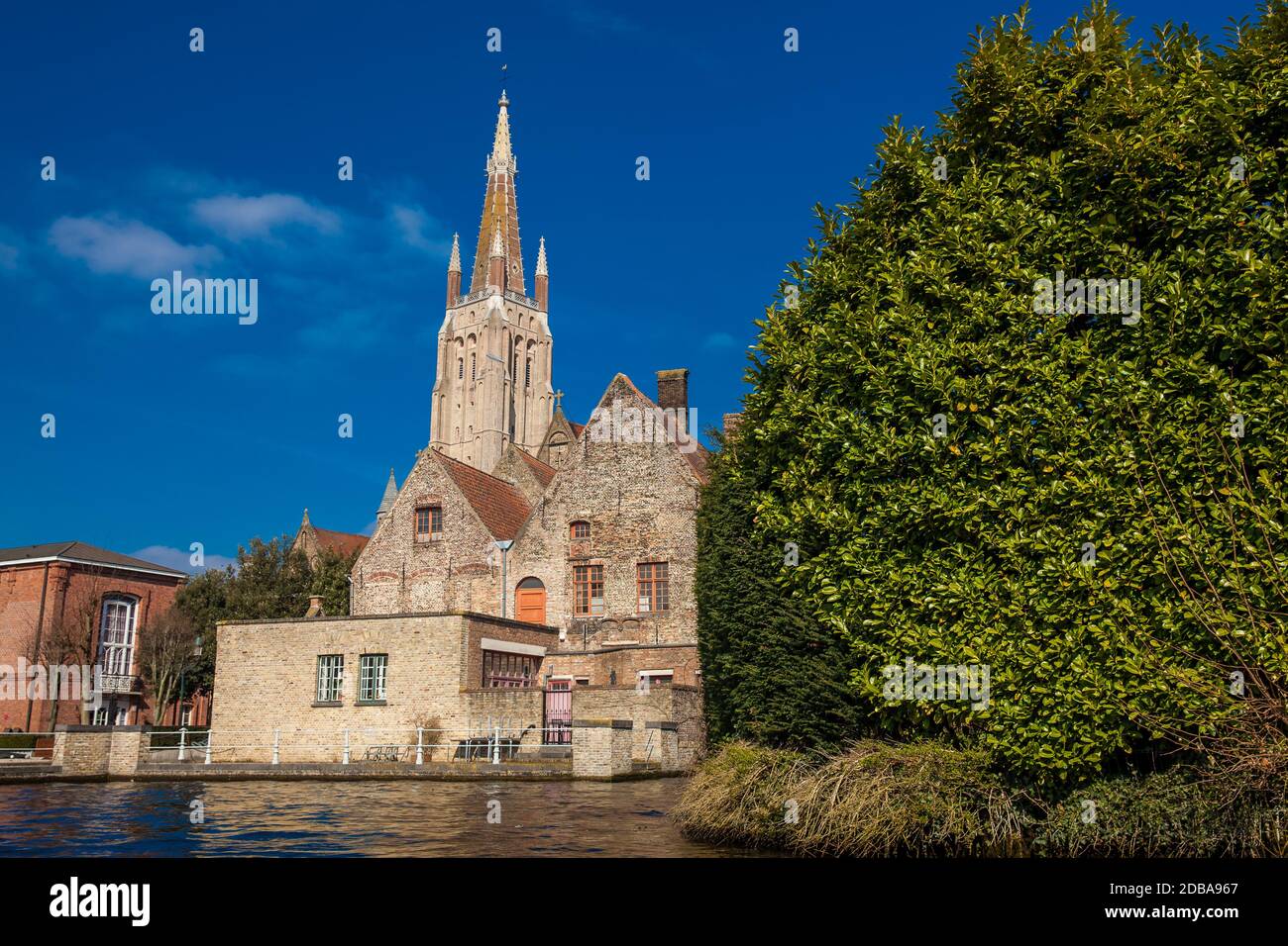 BRUGES, BELGIUM - MARCH, 2018: Canals of the historical and beautiful ...