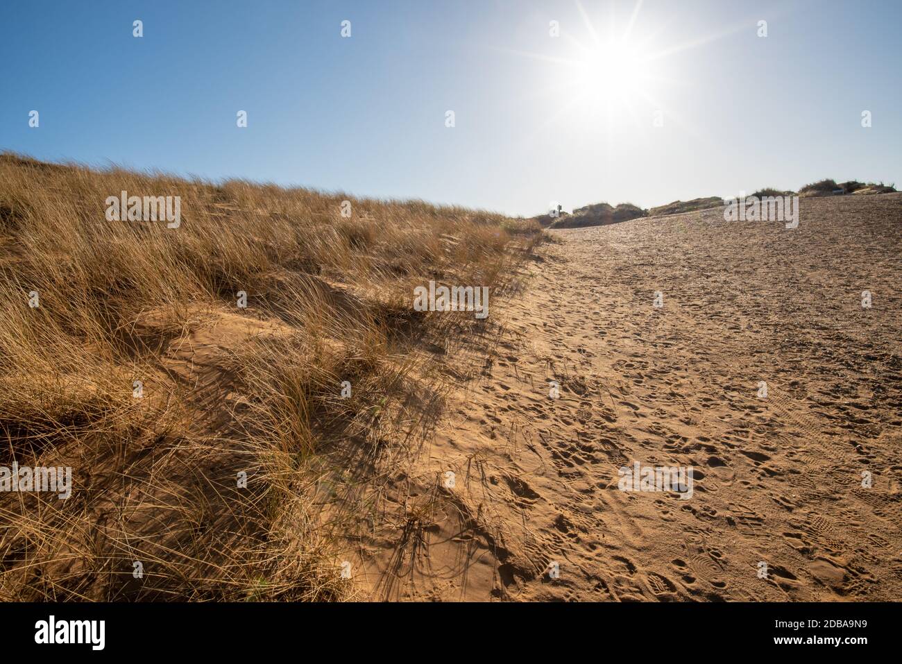 Cliff structures hi-res stock photography and images - Alamy