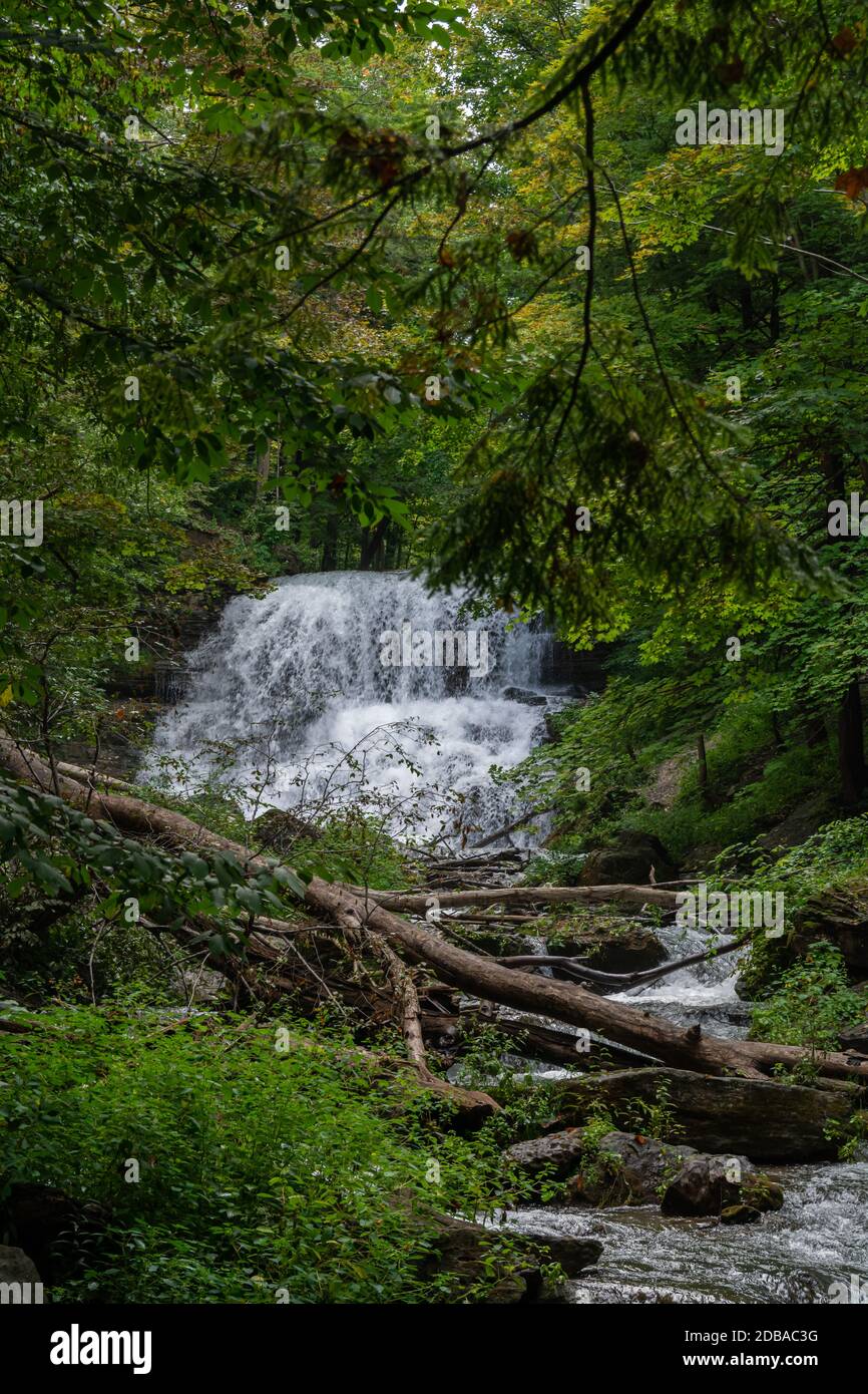 Crystal clear waterfalls hi-res stock photography and images - Alamy